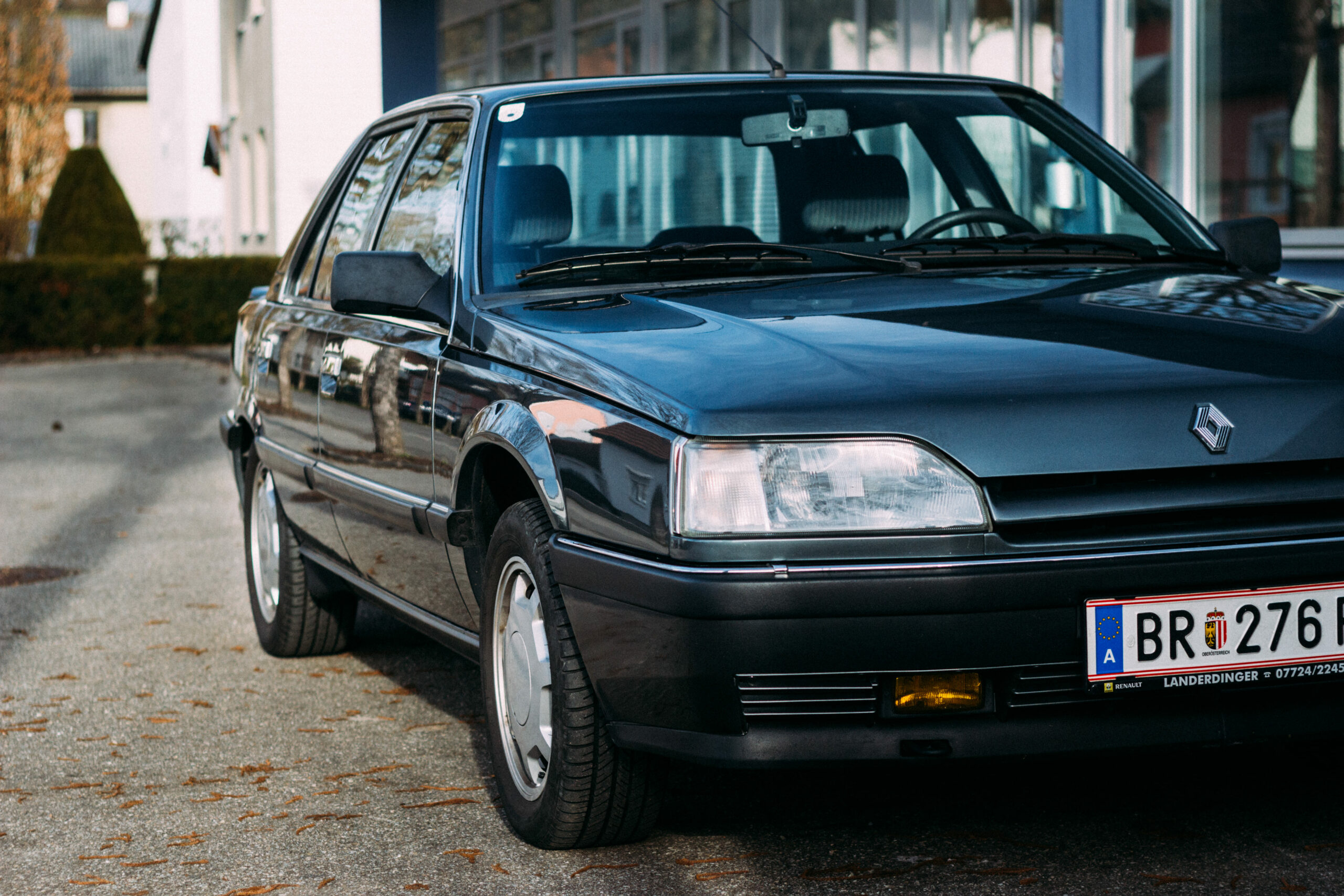 Renault 25 (R25) – Renault Garage
